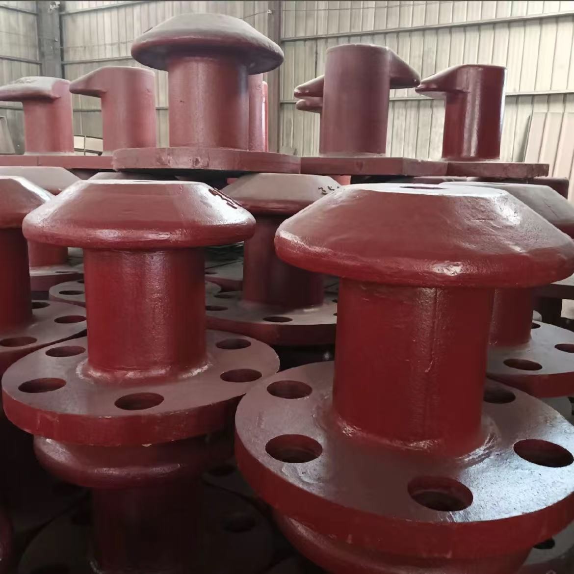 650KN ประเภทเสาเหล็กเหล็กท่อ Port Bollard เรือ