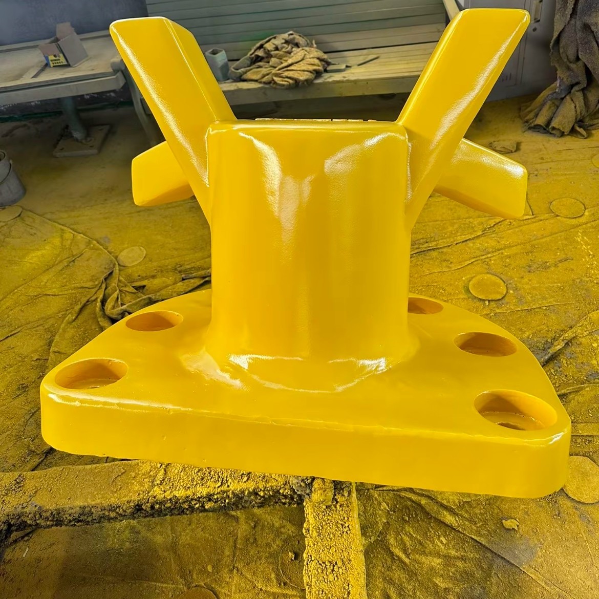 100T Horn Type Yacht Mooring Bollards Cast Iron HT200 Polished Ship Docking