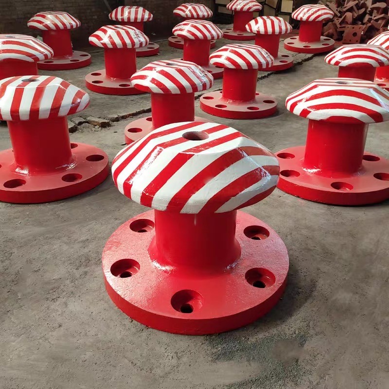 450KN Pillar Type Cast Iron Mooring Bitt Port Bollard Polished Mooring ...