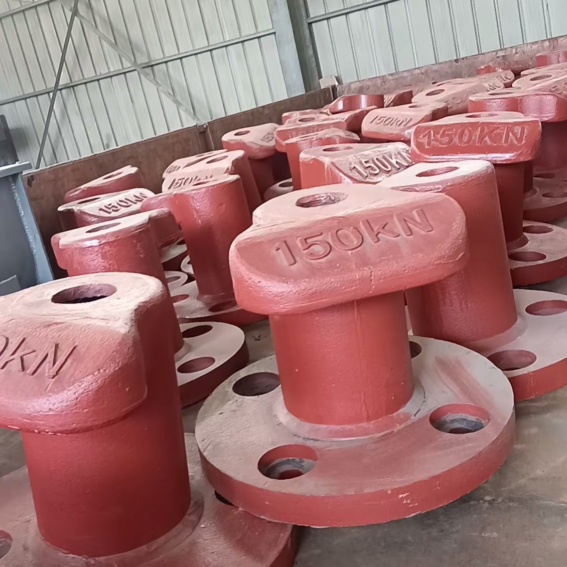 150KN T 머리 Cast Iron Cross Bit Bollard Pier Bollards 닦은 매킹 보호